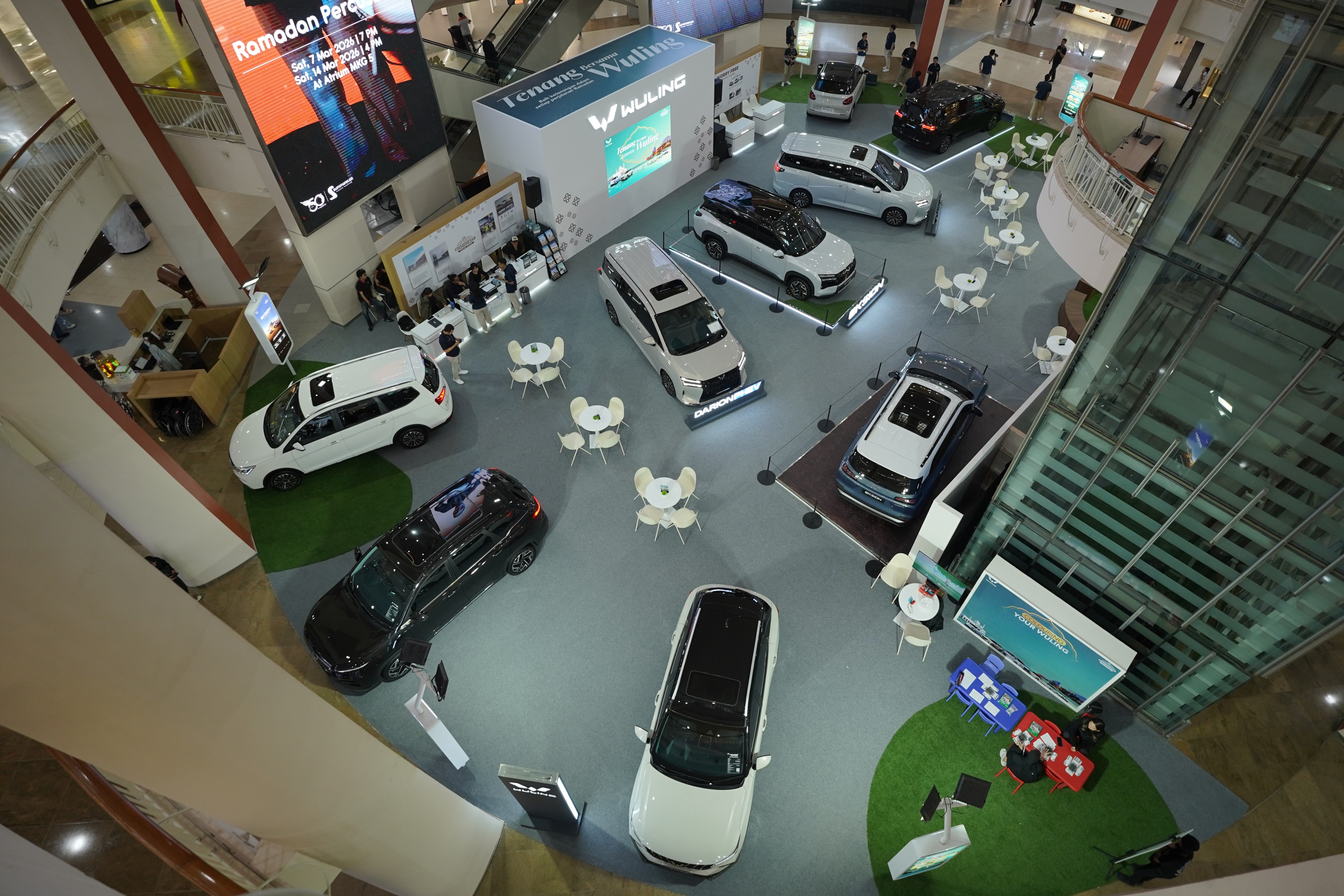 Pameran 'Tenang Bersama Wuling' Hadir di Mall Kelapa Gading dan ...